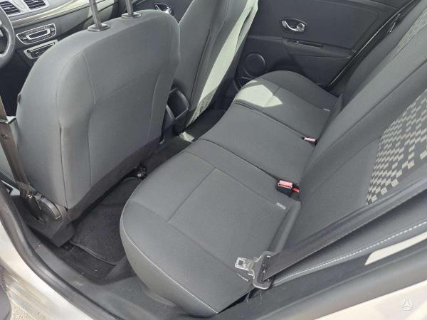 Grey Renault Megane 2012 in Marijampole, with an engine capacity of 1.46 L and mileage of 268 thousand km for 2950 €, photo 8 on AUTOMOTO.COM.LV