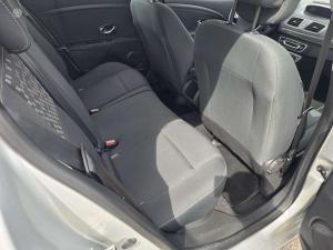Grey Renault Megane 2012 in Marijampole, with an engine capacity of 1.46 L and mileage of 268 thousand km for 2950 €, photo 10 on AUTOMOTO.COM.LV