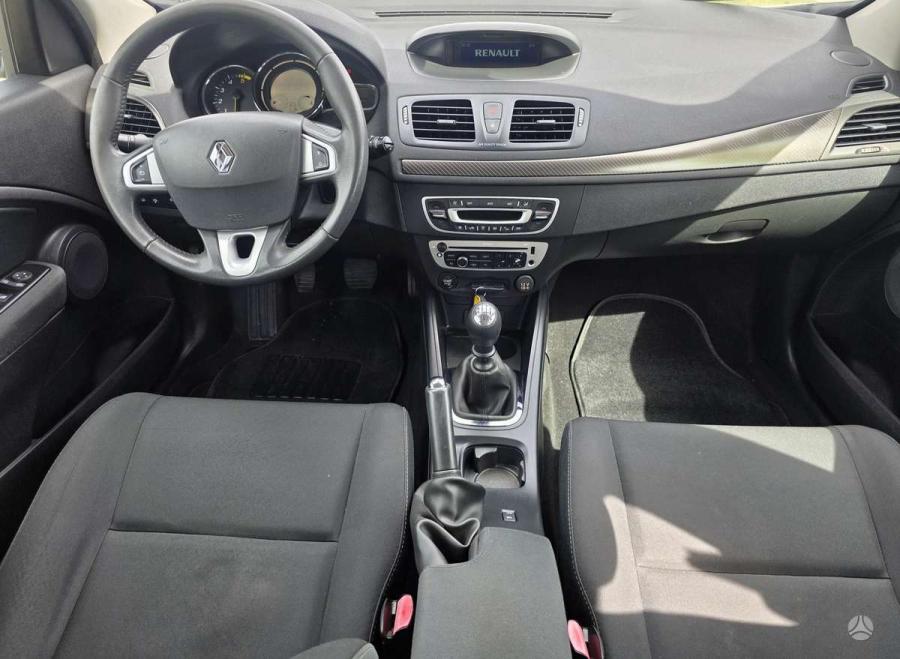 Grey Renault Megane 2012 in Marijampole, with an engine capacity of 1.46 L and mileage of 268 thousand km for 2950 €, photo 12 on AUTOMOTO.COM.LV