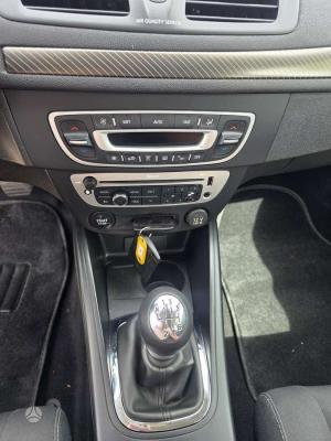 Grey Renault Megane 2012 in Marijampole, with an engine capacity of 1.46 L and mileage of 268 thousand km for 2950 €, photo 13 on AUTOMOTO.COM.LV