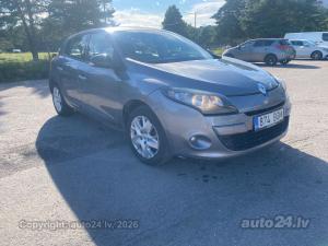 Grey Renault Megane 2012 in Tallinn, with an engine capacity of 1.60 L and mileage of 472 thousand km for 2500 €, photo  on AUTOMOTO.COM.LV