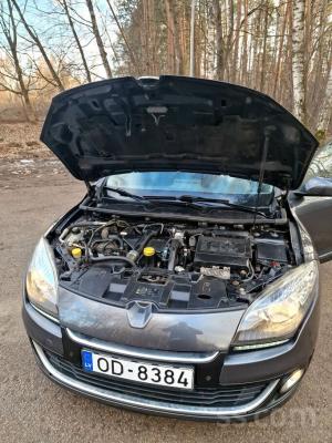 Pelēks Renault Megane 2013 Rīga, ar dzinēja tilpumu 1.50 L un nobraukumu 237 tūkst. km par 3500 €, foto 15 vietnē AUTOMOTO.COM.LV