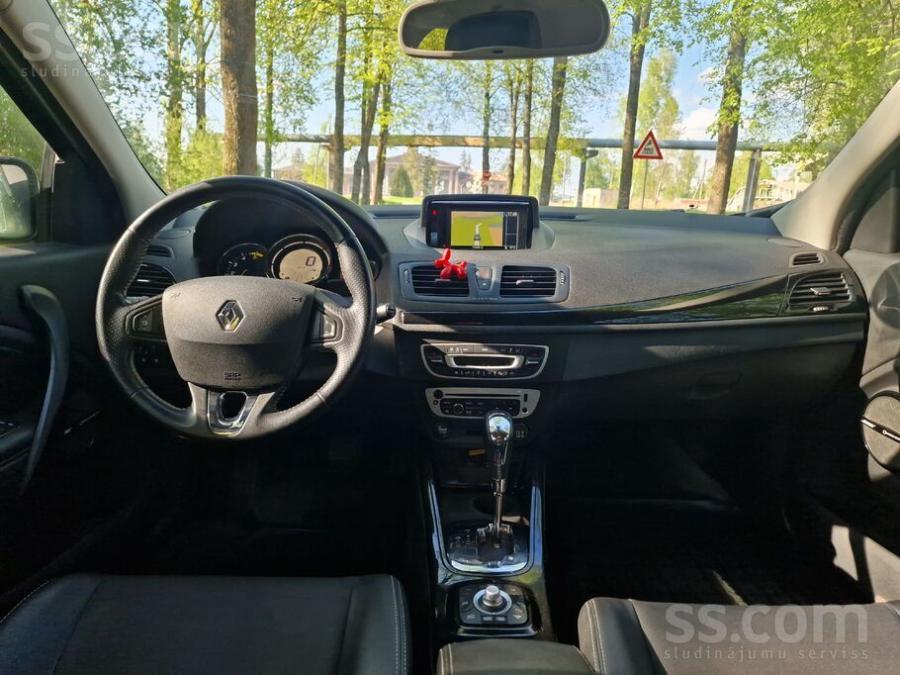 Pelēks Renault Megane 2013 Rīga, ar dzinēja tilpumu 1.50 L un nobraukumu 237 tūkst. km par 3790 €, foto 6 vietnē AUTOMOTO.COM.LV