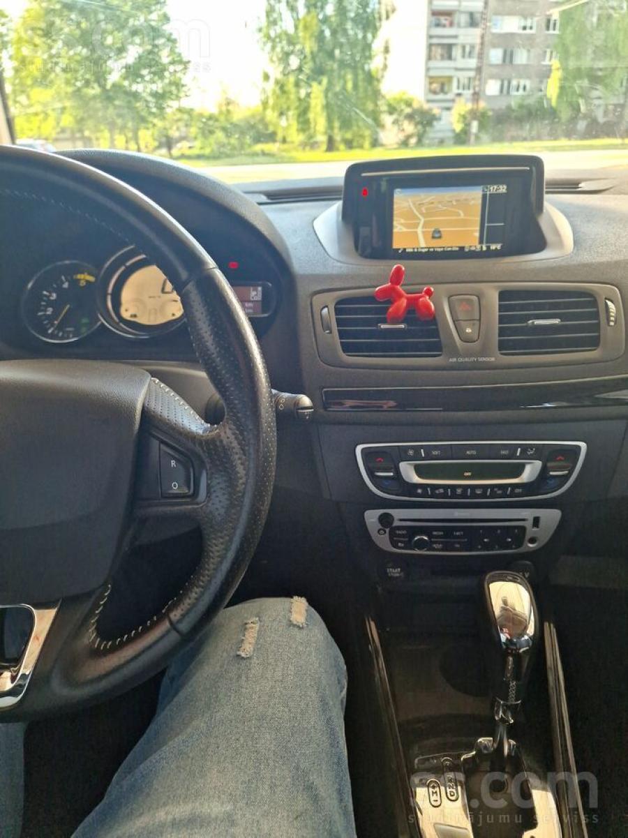 Pelēks Renault Megane 2013 Rīga, ar dzinēja tilpumu 1.50 L un nobraukumu 237 tūkst. km par 3790 €, foto 10 vietnē AUTOMOTO.COM.LV
