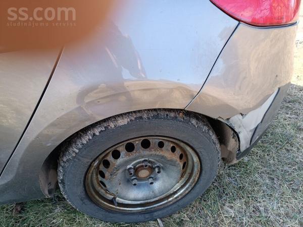 Pelēks Renault Megane 2013 Rīga, ar dzinēja tilpumu 1.50 L un nobraukumu 289 tūkst. km par 2600 €, foto 8 vietnē AUTOMOTO.COM.LV