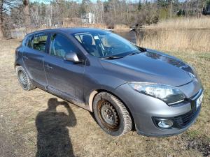 Pelēks Renault Megane 2013 Rīga, ar dzinēja tilpumu 1.50 L un nobraukumu 289 tūkst. km par 2600 €, foto 12 vietnē AUTOMOTO.COM.LV