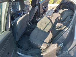 Pelēks Renault Megane 2013 Rīga, ar dzinēja tilpumu 1.50 L un nobraukumu 289 tūkst. km par 2600 €, foto 17 vietnē AUTOMOTO.COM.LV