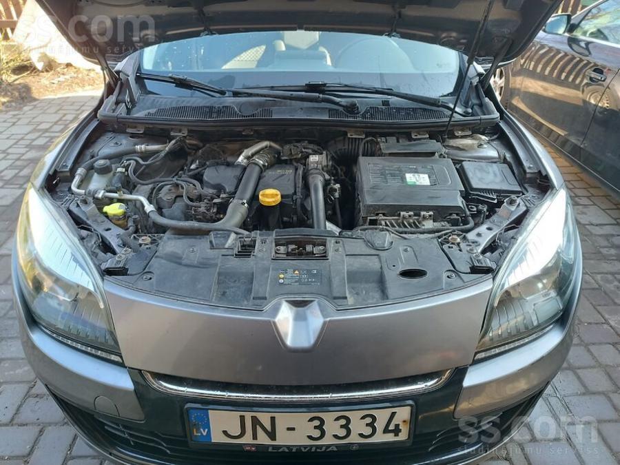 Pelēks Renault Megane 2013 Rīga, ar dzinēja tilpumu 1.50 L un nobraukumu 289 tūkst. km par 2600 €, foto 19 vietnē AUTOMOTO.COM.LV