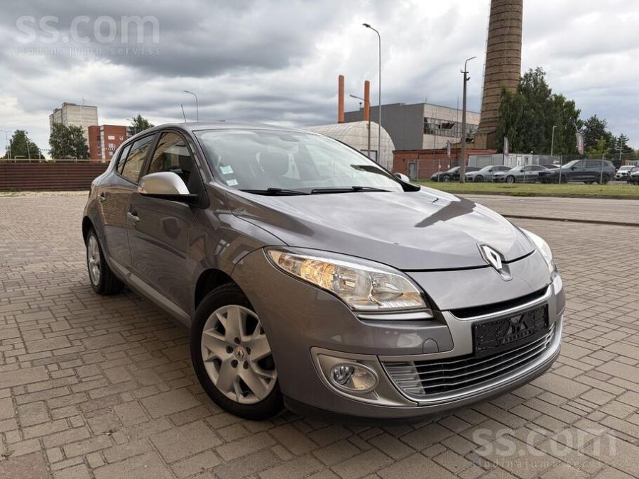 Pelēks Renault Megane 2013 Jelgava, ar dzinēja tilpumu 1.20 L un nobraukumu 155 tūkst. km par 3950 €, foto 1 vietnē AUTOMOTO.COM.LV