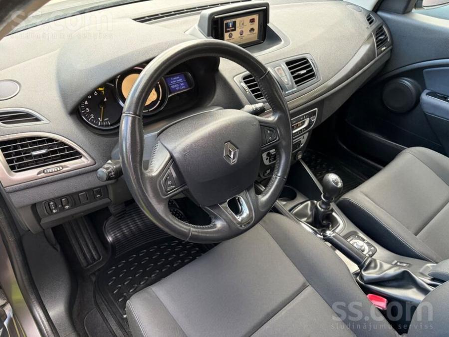 Pelēks Renault Megane 2013 Jelgava, ar dzinēja tilpumu 1.20 L un nobraukumu 155 tūkst. km par 3950 €, foto 6 vietnē AUTOMOTO.COM.LV