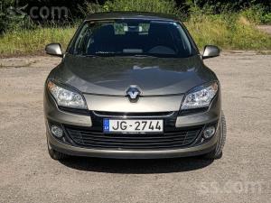 Grey Renault Megane 2013 in Jurmala, with an engine capacity of 1.60 L and mileage of 135 thousand km for 3800 €, photo  on AUTOMOTO.COM.LV