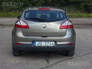 Grey Renault Megane 2013 in Jurmala, with an engine capacity of 1.60 L and mileage of 135 thousand km for 3800 €, photo 5 on AUTOMOTO.COM.LV