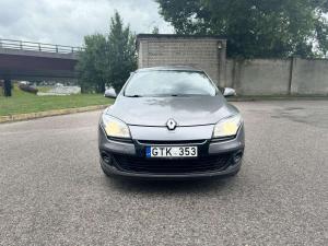 Pelēks Renault Megane 2014 Viļņa, ar dzinēja tilpumu 1.60 L un nobraukumu 250 tūkst. km par 2399 €, foto 3 vietnē AUTOMOTO.COM.LV