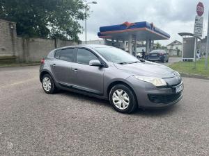 Pelēks Renault Megane 2014 Viļņa, ar dzinēja tilpumu 1.60 L un nobraukumu 250 tūkst. km par 2399 €, foto 4 vietnē AUTOMOTO.COM.LV
