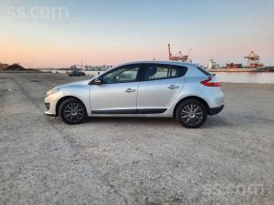 Pelēks Renault Megane 2015 Rīga, ar dzinēja tilpumu 1.50 L un nobraukumu 219 tūkst. km par 3500 €, foto 4 vietnē AUTOMOTO.COM.LV