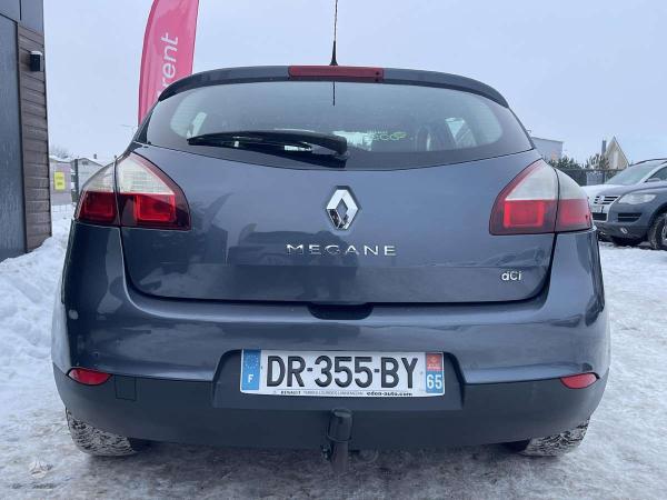 Pelēks Renault Megane 2015 Tauragė, ar dzinēja tilpumu 1.46 L un nobraukumu 225 tūkst. km par 3800 €, foto 5 vietnē AUTOMOTO.COM.LV