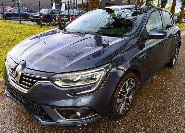 Серый Рено Меган 2016 в Каунас, объемом двигателя 1.20 л и пробегом 140 тыс. км за 5700 €, фото 1 на AUTOMOTO.COM.LV