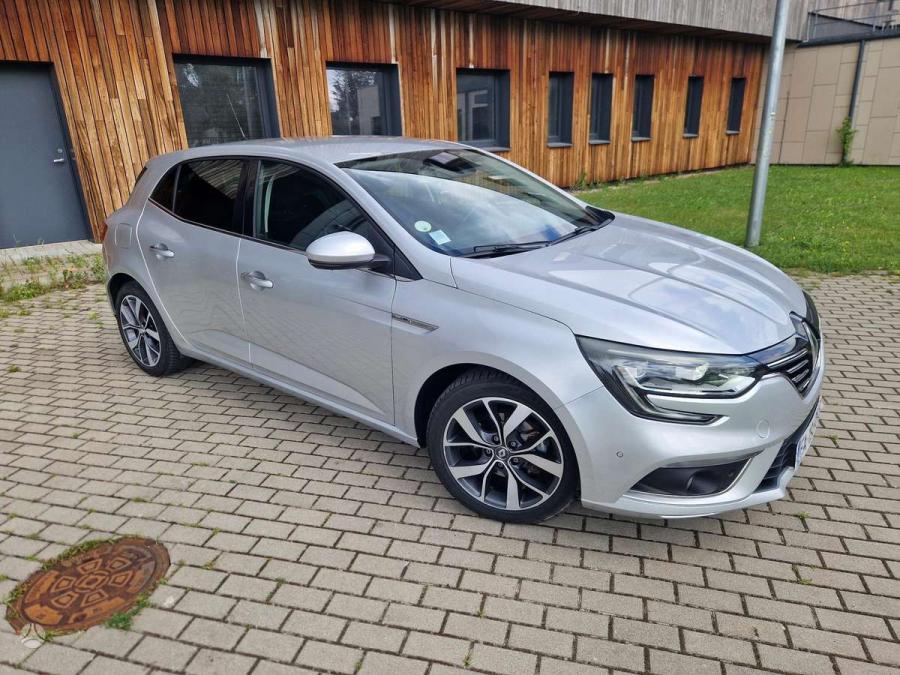Pelēks Renault Megane 2016 Tauragė, ar dzinēja tilpumu 1.46 L un nobraukumu 188 tūkst. km par 7250 €, foto 7 vietnē AUTOMOTO.COM.LV