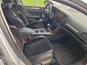 Pelēks Renault Megane 2016 Tauragė, ar dzinēja tilpumu 1.46 L un nobraukumu 188 tūkst. km par 7250 €, foto 13 vietnē AUTOMOTO.COM.LV