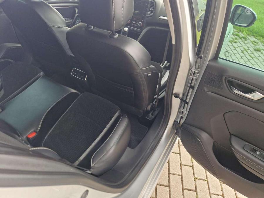 Pelēks Renault Megane 2016 Tauragė, ar dzinēja tilpumu 1.46 L un nobraukumu 188 tūkst. km par 7250 €, foto 16 vietnē AUTOMOTO.COM.LV