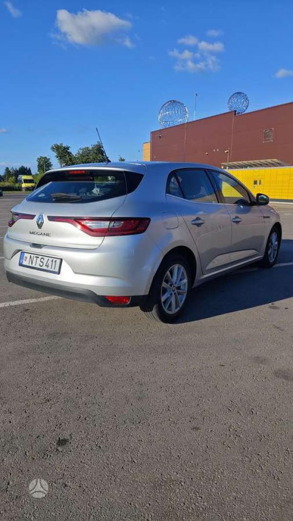 Pelēks Renault Megane 2016 Šauļi, ar dzinēja tilpumu 1.20 L un nobraukumu 110 tūkst. km par 6200 €, foto 4 vietnē AUTOMOTO.COM.LV