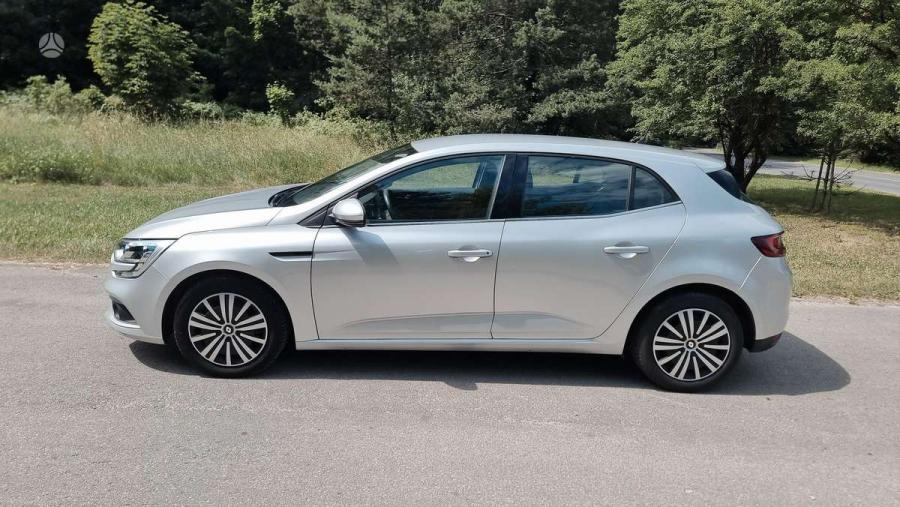 Grey Renault Megane 2016 in Vilnius, with an engine capacity of 1.20 L and mileage of 202 thousand km for 4400 €, photo 7 on AUTOMOTO.COM.LV