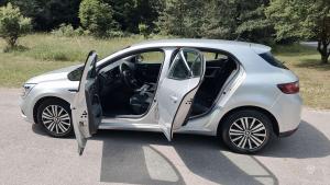 Grey Renault Megane 2016 in Vilnius, with an engine capacity of 1.20 L and mileage of 202 thousand km for 4400 €, photo 8 on AUTOMOTO.COM.LV