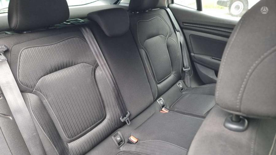 Grey Renault Megane 2016 in Vilnius, with an engine capacity of 1.20 L and mileage of 202 thousand km for 4400 €, photo 22 on AUTOMOTO.COM.LV