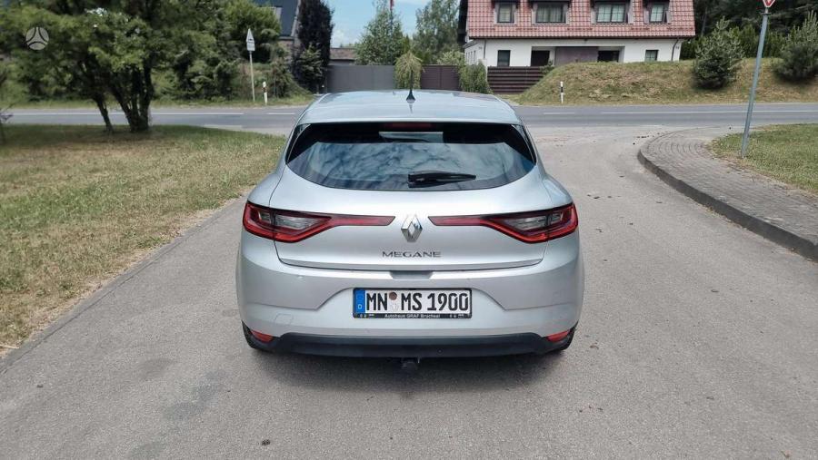 Grey Renault Megane 2016 in Vilnius, with an engine capacity of 1.20 L and mileage of 202 thousand km for 4400 €, photo 26 on AUTOMOTO.COM.LV