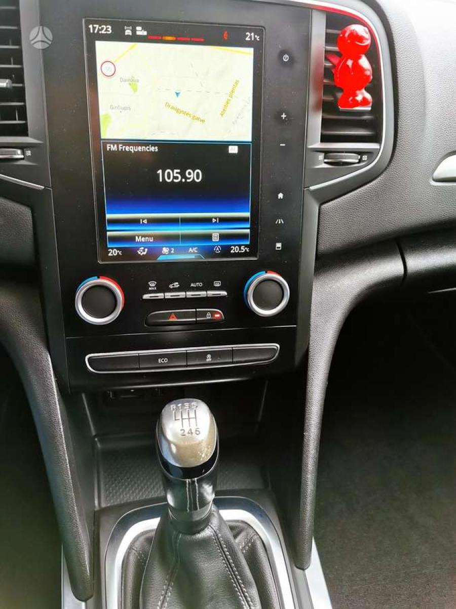 Pelēks Renault Megane 2016 Kauņa, ar dzinēja tilpumu 1.20 L un nobraukumu 144 tūkst. km par 5450 €, foto 24 vietnē AUTOMOTO.COM.LV