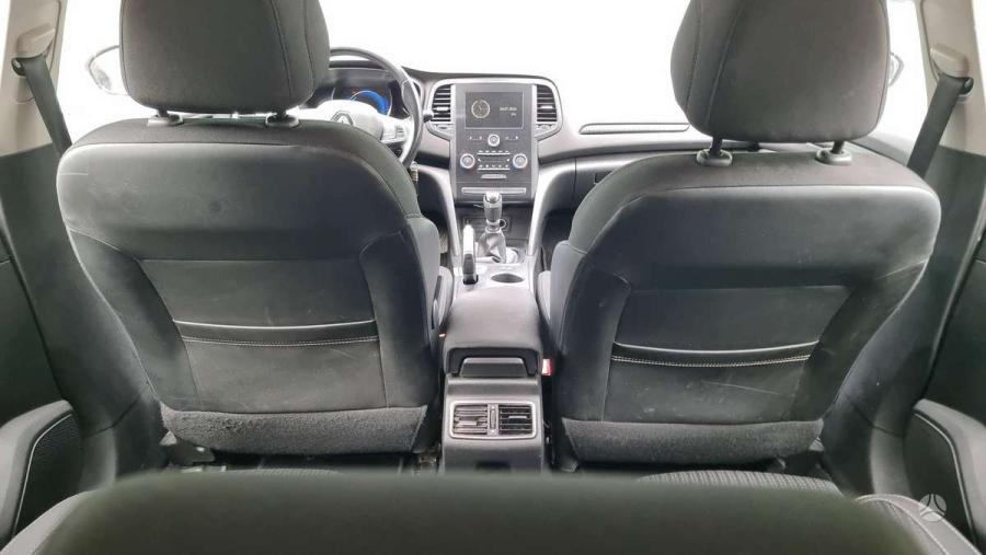 Pelēks Renault Megane 2016 Viļņa, ar dzinēja tilpumu 1.20 L un nobraukumu 202 tūkst. km par 4150 €, foto 31 vietnē AUTOMOTO.COM.LV