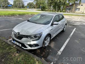 Grey Renault Megane 2016 in Riga, with an engine capacity of 1.50 L and mileage of 212 thousand km for 7000 €, photo  on AUTOMOTO.COM.LV