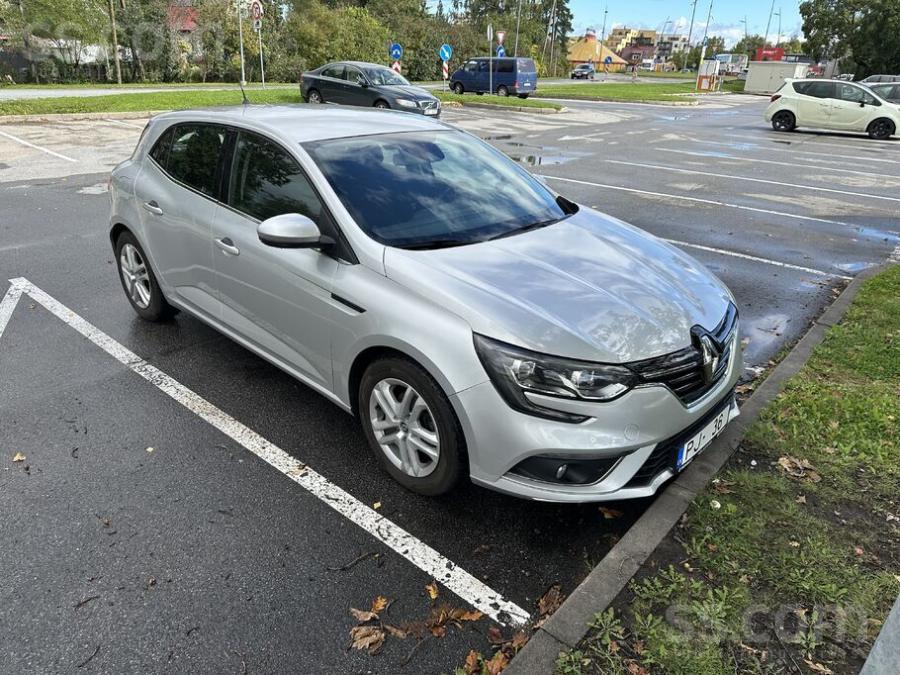 Grey Renault Megane 2016 in Riga, with an engine capacity of 1.50 L and mileage of 212 thousand km for 7000 €, photo 3 on AUTOMOTO.COM.LV