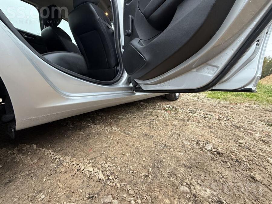 Pelēks Renault Megane 2016 Cēsis, ar dzinēja tilpumu 1.20 L un nobraukumu 0 tūkst. km par 6890 €, foto 20 vietnē AUTOMOTO.COM.LV
