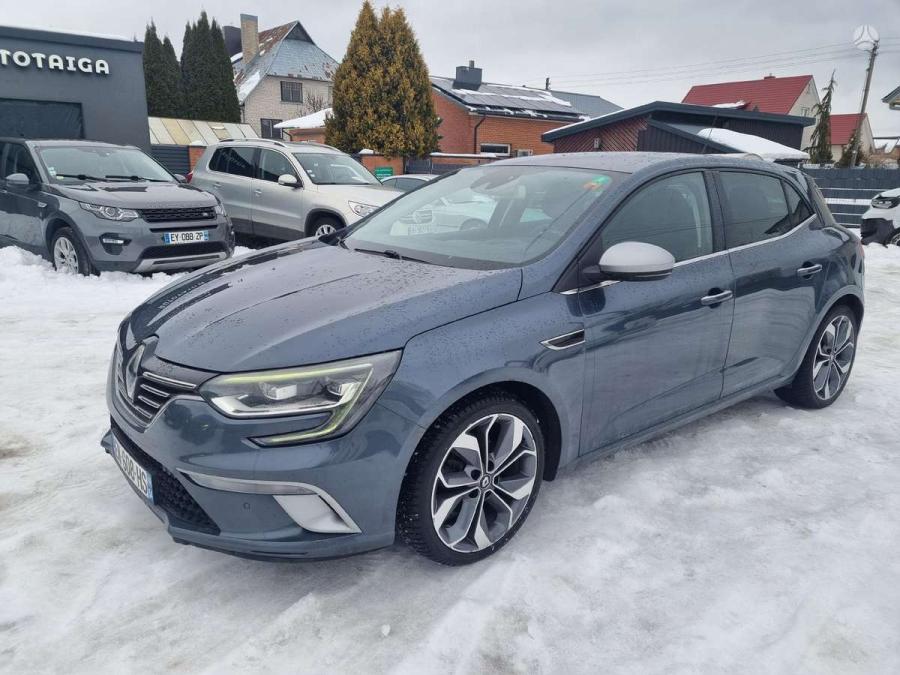 Grey Renault Megane 2017 in Taurage, with an engine capacity of 1.46 L and mileage of 325 thousand km for 6900 €, photo 1 on AUTOMOTO.COM.LV
