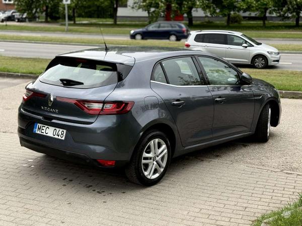 Pelēks Renault Megane 2017 Viļņa, ar dzinēja tilpumu 1.46 L un nobraukumu 225 tūkst. km par 6900 €, foto 5 vietnē AUTOMOTO.COM.LV