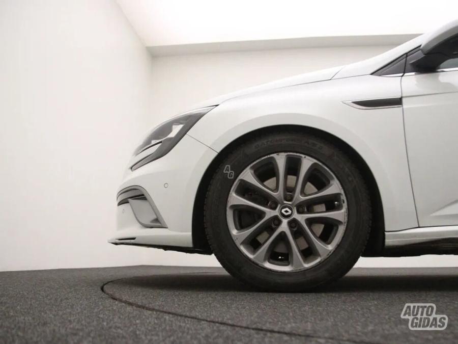 Pelēks Renault Megane 2017 Viļņa, ar dzinēja tilpumu 1.60 L un nobraukumu 209 tūkst. km par 10499 €, foto 28 vietnē AUTOMOTO.COM.LV