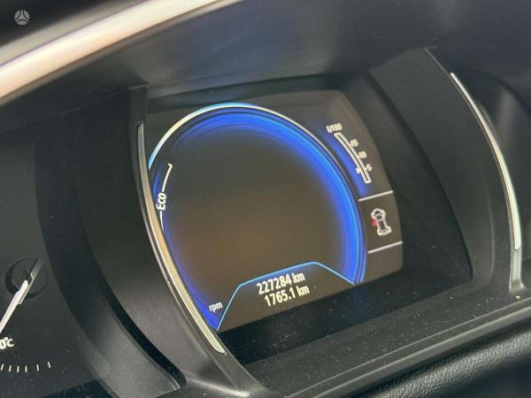 Pelēks Renault Megane 2017 Viļņa, ar dzinēja tilpumu 0.00 L un nobraukumu 225 tūkst. km par 6500 €, foto 9 vietnē AUTOMOTO.COM.LV