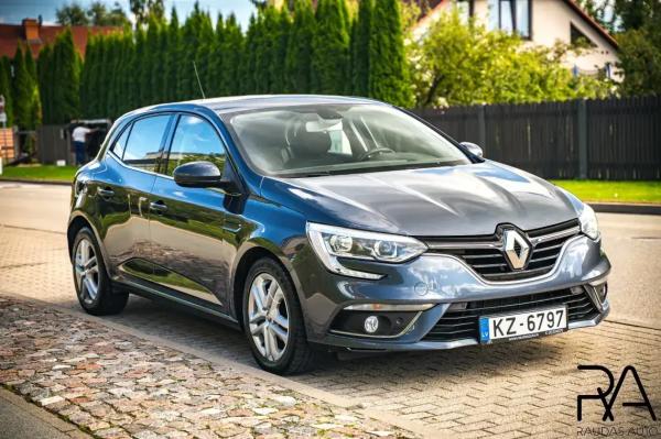 Renault Megane 2017 in Riga on AUTOMOTO.COM.LV Grey Renault Megane 2017 in Riga, with an engine capacity of 1.60 L and mileage of 53 thousand km for 8990 €, photo 1 on AUTOMOTO.COM.LV