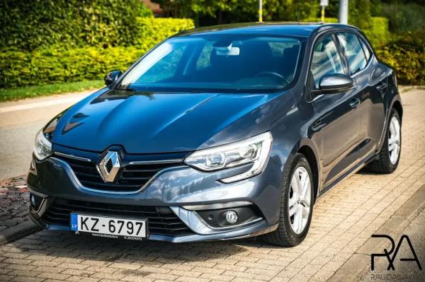 Renault Megane 2017 in Riga on AUTOMOTO.COM.LV Grey Renault Megane 2017 in Riga, with an engine capacity of 1.60 L and mileage of 53 thousand km for 8990 €, photo 4 on AUTOMOTO.COM.LV