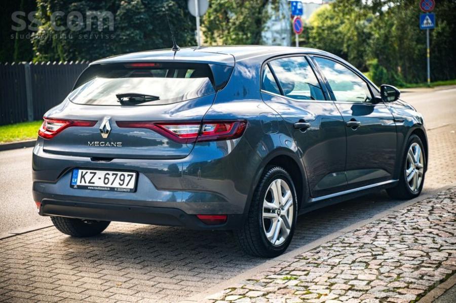 Pelēks Renault Megane 2017 Rīga, ar dzinēja tilpumu 1.60 L un nobraukumu 53 tūkst. km par 8990 €, foto 5 vietnē AUTOMOTO.COM.LV