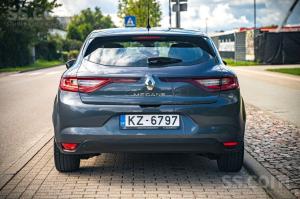 Pelēks Renault Megane 2017 Rīga, ar dzinēja tilpumu 1.60 L un nobraukumu 53 tūkst. km par 8990 €, foto 6 vietnē AUTOMOTO.COM.LV