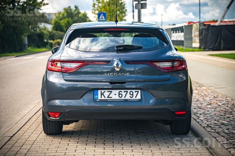 Pelēks Renault Megane 2017 Rīga, ar dzinēja tilpumu 1.60 L un nobraukumu 53 tūkst. km par 8990 €, foto 6 vietnē AUTOMOTO.COM.LV