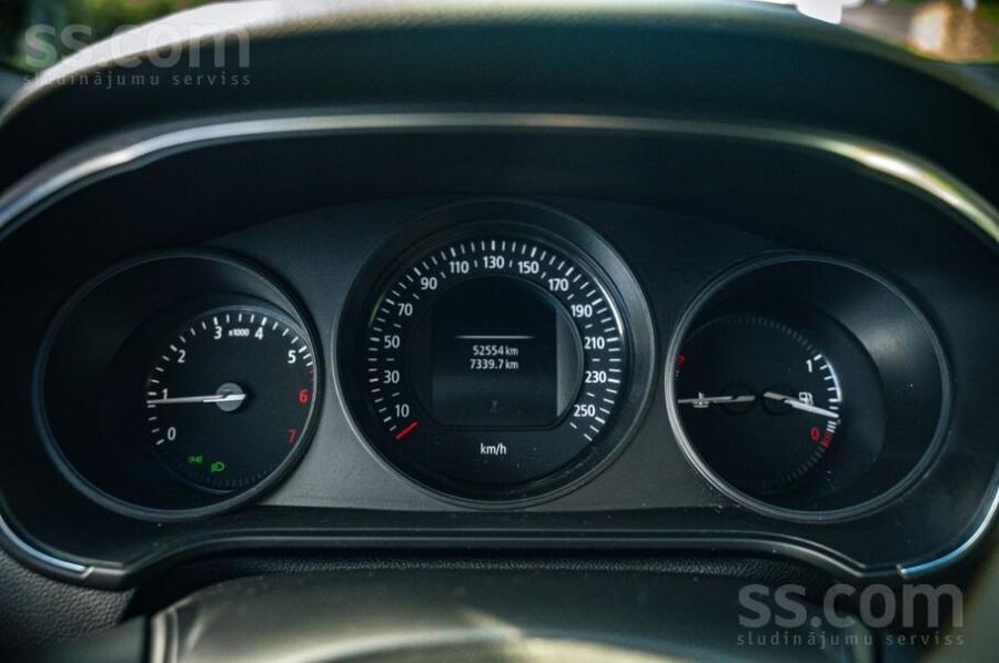 Pelēks Renault Megane 2017 Rīga, ar dzinēja tilpumu 1.60 L un nobraukumu 53 tūkst. km par 8990 €, foto 9 vietnē AUTOMOTO.COM.LV