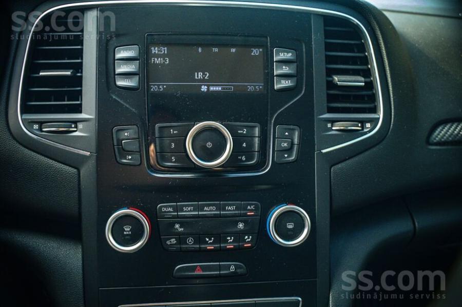 Pelēks Renault Megane 2017 Rīga, ar dzinēja tilpumu 1.60 L un nobraukumu 53 tūkst. km par 8990 €, foto 10 vietnē AUTOMOTO.COM.LV