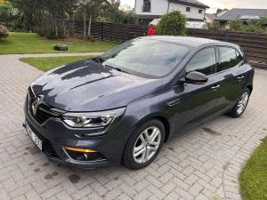 Grey Renault Megane 2018 in Kaunas, with an engine capacity of 1.20 L and mileage of 103 thousand km for 6500 €, photo  on AUTOMOTO.COM.LV