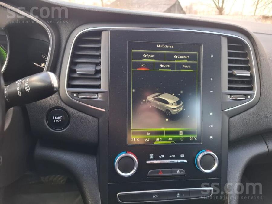 Pelēks Renault Megane 2018 Rīga, ar dzinēja tilpumu 1.50 L un nobraukumu 189 tūkst. km par 7200 €, foto 4 vietnē AUTOMOTO.COM.LV