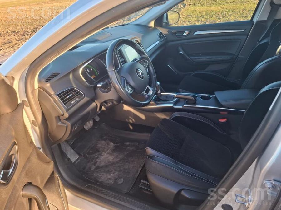 Pelēks Renault Megane 2018 Rīga, ar dzinēja tilpumu 1.50 L un nobraukumu 189 tūkst. km par 7200 €, foto 7 vietnē AUTOMOTO.COM.LV