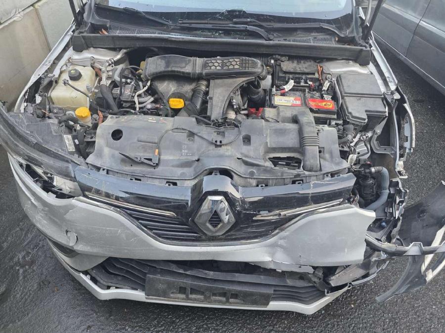 Grey Renault Megane 2020 in Taurage, with an engine capacity of 1.46 L and mileage of 130 thousand km for 5700 €, photo 9 on AUTOMOTO.COM.LV