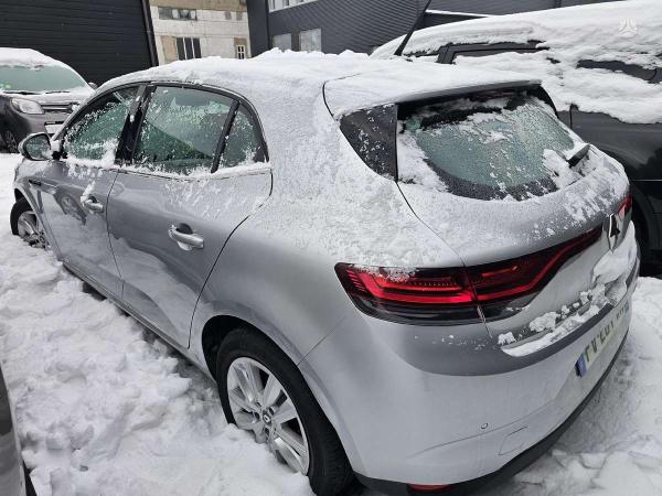 Pelēks Renault Megane 2020 Tauragė, ar dzinēja tilpumu 1.33 L un nobraukumu 70 tūkst. km par 11253 €, foto 3 vietnē AUTOMOTO.COM.LV